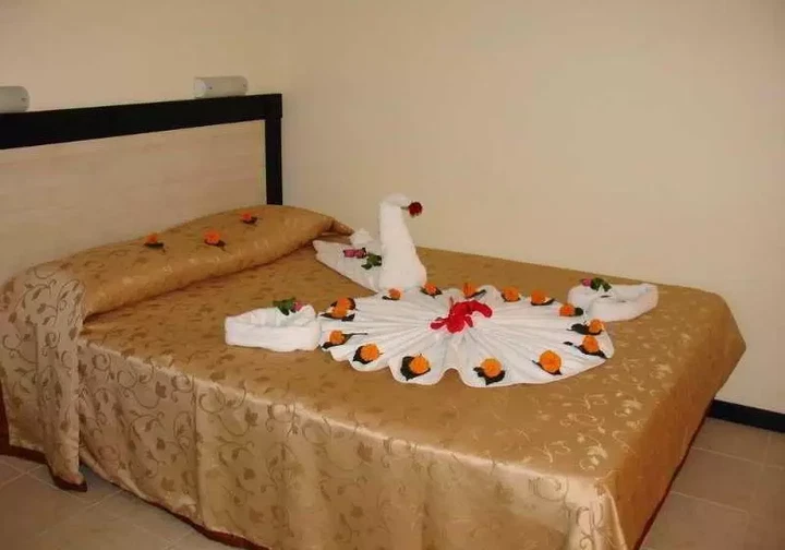 Hotel Silver - Side