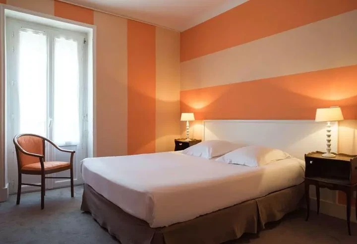 Hotel The Originals Boutique, Hôtel Terminus, Bourg En Bresse Gare - Bourg-en-Bresse