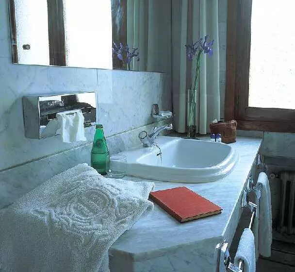 Hotel Inglaterra - Sevilla