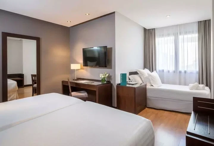 Hôtel Occidental Granada - Granada