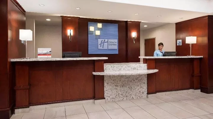 Holiday Inn Express Hotel & Suites Sherwood Park Edmonton Area By Ihg - Edmonton, Canada