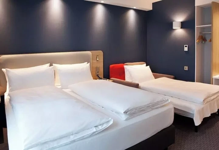 Hôtel Holiday Inn Express   Saarbrücken By Ihg - Saarbrücken