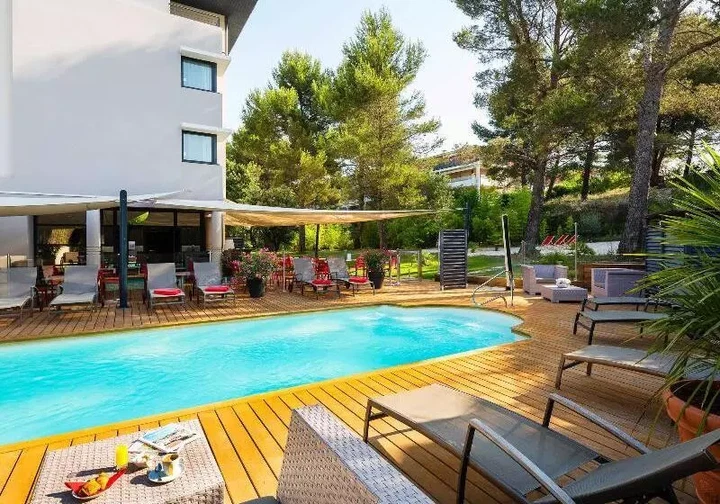 Hotel Mercure Aix En Provence La Duranne Gare Tgv - Aix-en-Provence