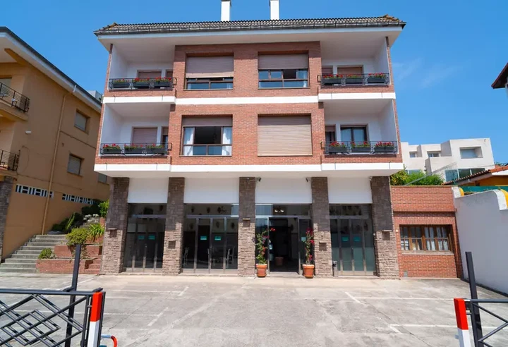 Hôtel Alojamientos Valdecilla 3000 - Santander