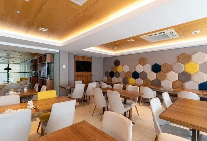 Hotel Treinta Seis - Mar del Plata