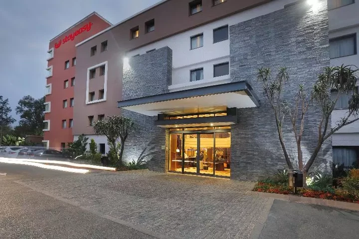 Hotel Stayeasy Rustenburg - Rustenburg
