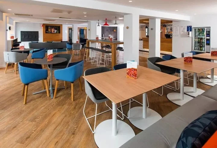 Hotel Holiday Inn Express Cardiff Bay By Ihg - Cardiff