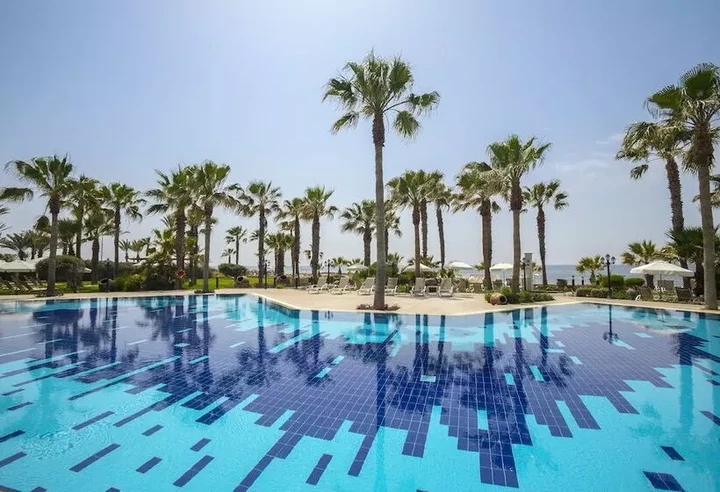 Aquamare Beach Hotel & Spa - Paphos