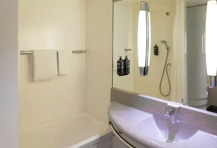 Hôtel Ibis Budget Tours Sud - Saint-Avertin