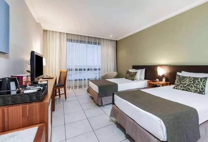 Hôtel Comfort Suites Vitoria - Vitoria