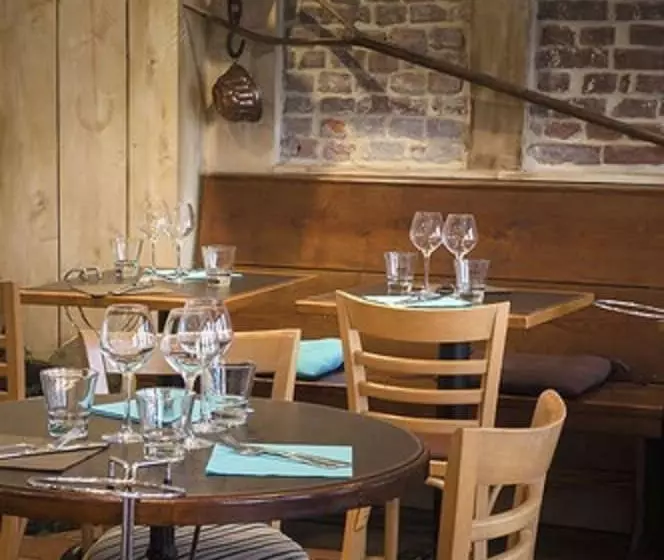 Hotel Entre Terre Et Mer - Honfleur