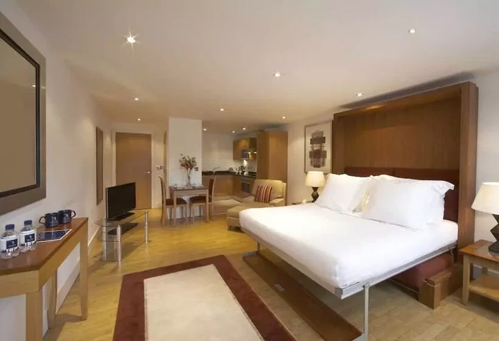 Marlin Apartments Commercial Road   Limehouse - London