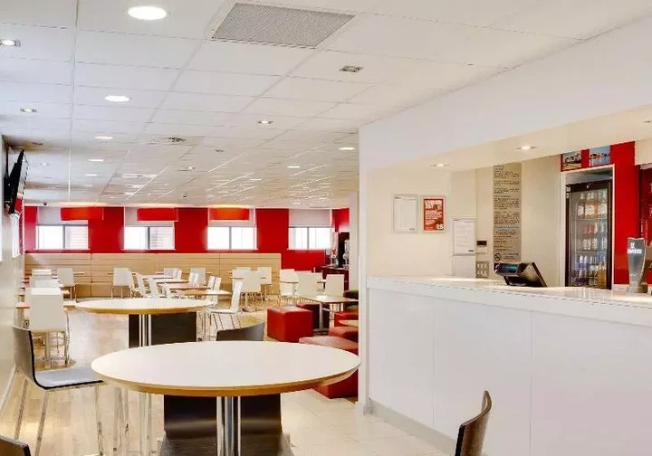 Hôtel Travelodge Cardiff Central Queen Street - Cardiff
