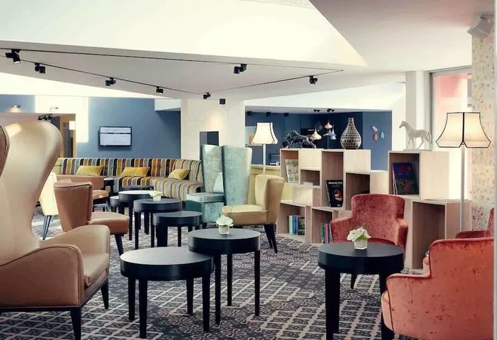 Hôtel Mercure Orange Centre A7/a9 - オランジュ