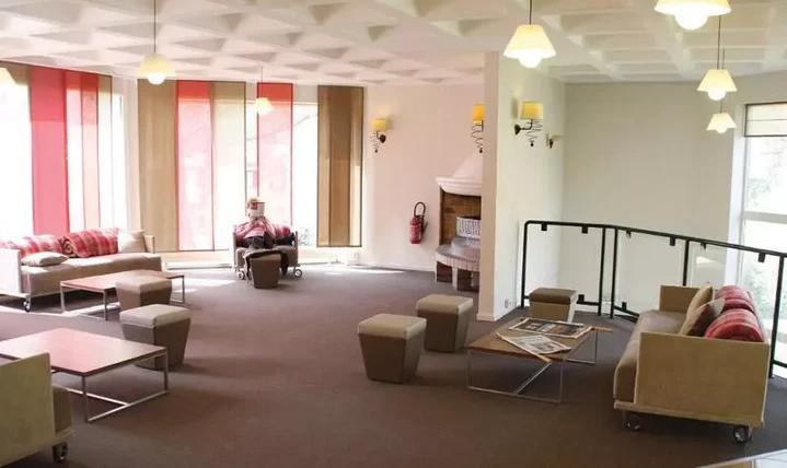 Hôtel Club Vacances Bleues Domaine De Chateau Laval - Gréoux-les-Bains