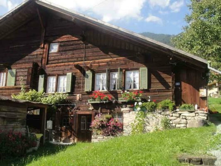 Alpenblick Nord - Frutigen