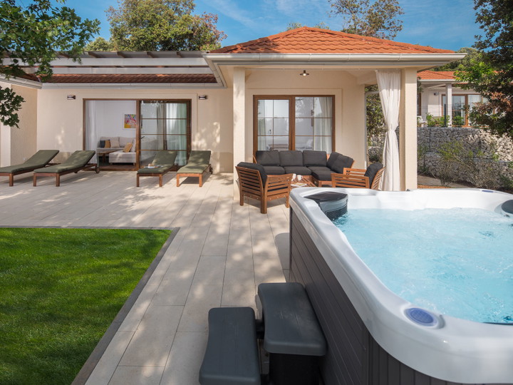 Luxury Bay Villa With Private Hot Tub - Istrie Peninsula