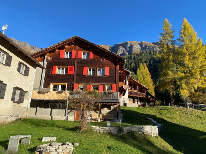 Ferienwohnungen Jörihus A&b, (Medels), - Vals