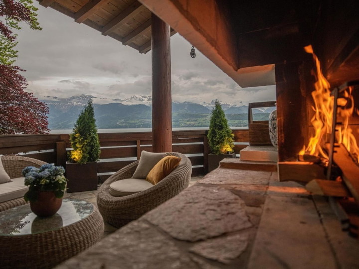 Chalet Am See Mit Panorama Aussicht - Spiez