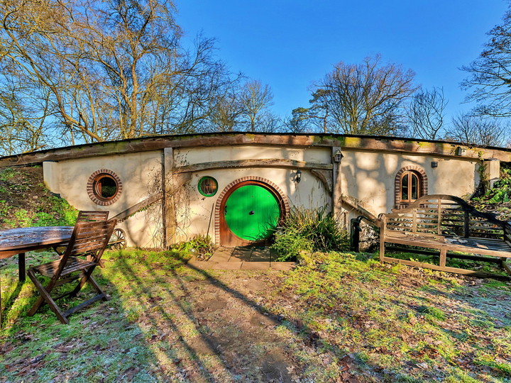 Pod Hollow - Essex