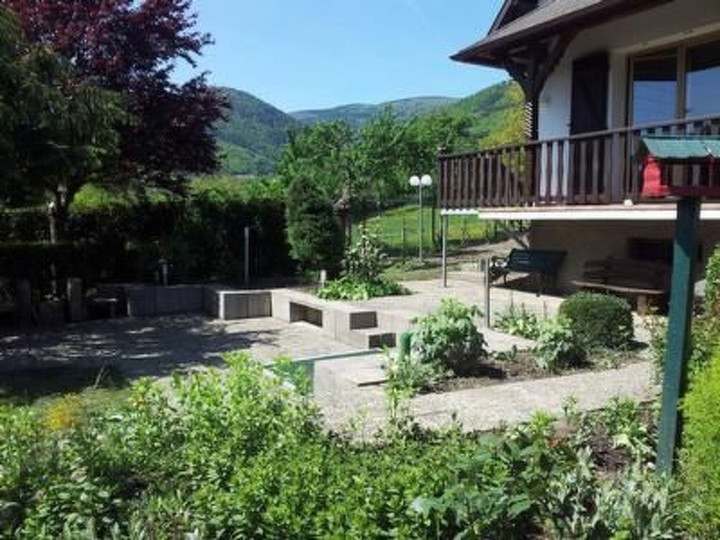 Bellevue Mit Große Garten - Albé
