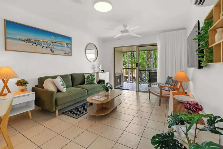 Butterfly Escapepoolside Stay Near Beach & Dining - Port Douglas