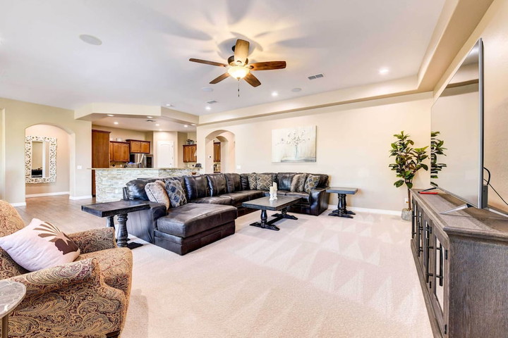 Pool, Bbq & Bar: Family Home In Queen Creek - Queen Creek, AZ