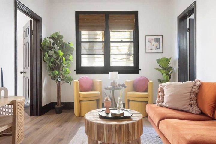 Stylish Monthly 1br Downtown Rental - Charleston, SC