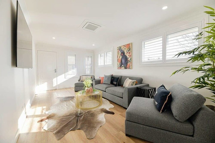 Getaway On Curran. Ev + Firepit. Walk To Cbd. - Orange