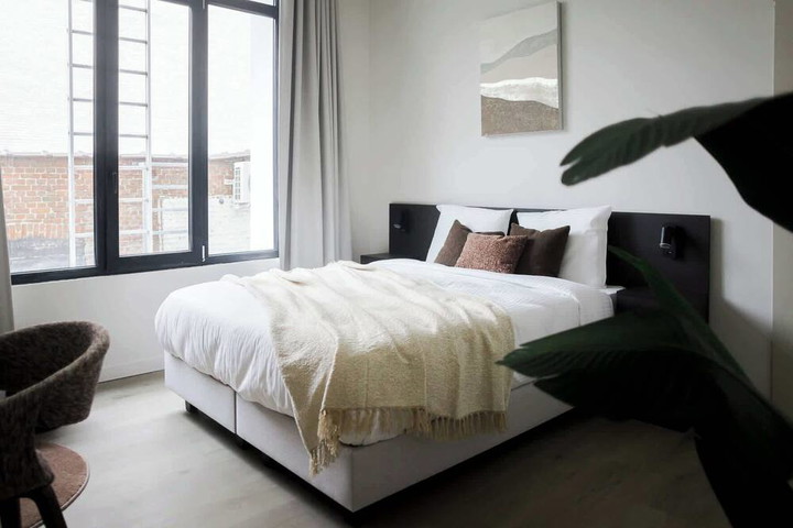Romy | Bright Modern Room For 2 In Antwerp - Anvers
