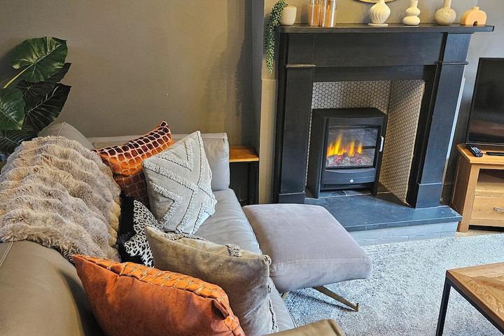 Rhif Saith, Pet Friendly, Luxury Holiday Cottage In Ruthin - Ruthin