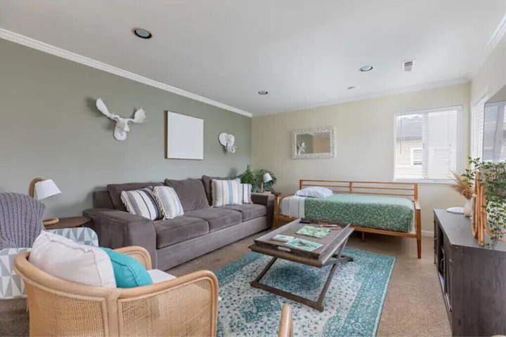 20 Minutes To Sf, One Block To The Beach, Fire Pit On Expansive Deck - Pacífica, CA