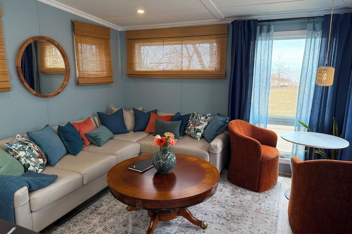 Support Your Nature Prescription At The Nest, Situated In A Conservation Area! - Amherstburg