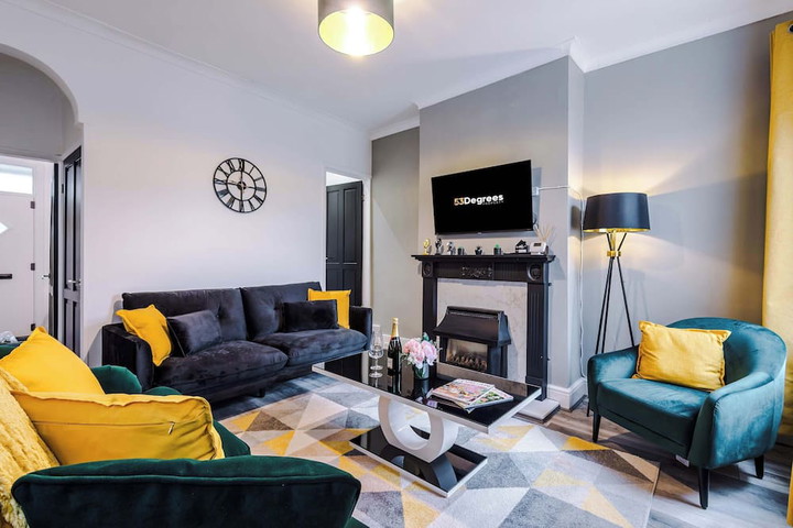 Lovely 2 Bed Home, Perfect For Business, Sleeps 6! - Stoke-on-Trent