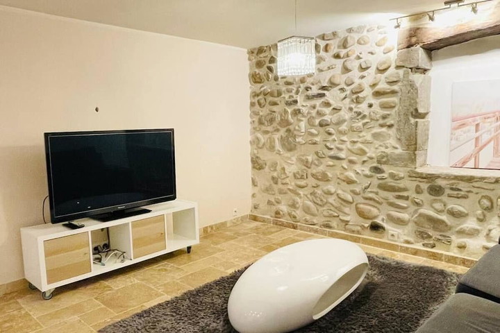 Renovated 19th-century Farmhouse, Perfect For Short Or Extended Stays. - Geneva