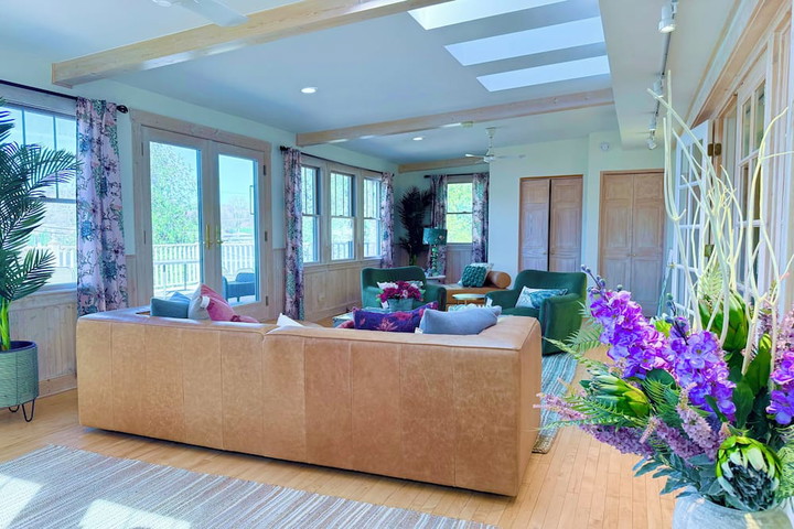 On The Fox/river Hot Tub/sauna/kayaks/deck With Lounging And Dining/free Parking - Elgin, IL
