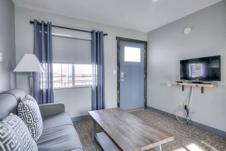Studio 312 - 2nd Floor - Some Steps And A View! - Rapid City, SD