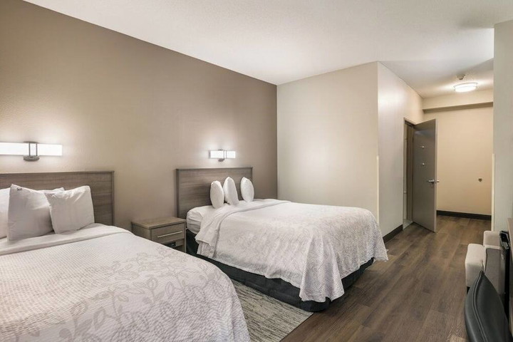 Stay Close To Boston Landmarks In A Comfortable Clean Room In Historic Salem - Salem, MA