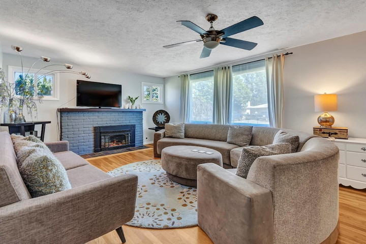 Fire Housing Available-15 Min 2 Dwntwn-central Ac-huge Fenced Bckyrd-luxury Bath - Spokane Valley, WA