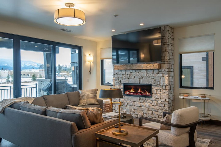 Brand New Luxury Condo Heart Of Whitefish Minutes To Everything! - Whitefish, MT