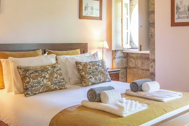 Luxury And Nature Retreat With Jacuzzi & Bbq - Sá