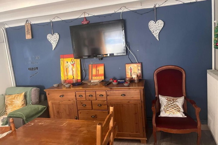 Maison De Vacances 'Gîte De Pontempeyrat' Avec Terrasse Privée, Jardin Commun Et Wi-fi - Haute-Loire