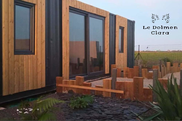 La Bâtisse Du Dolmen Clara, 7 Personnes, Spa & Piscine - Finistère