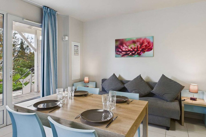 Charmantes Haus Mit Klimaanlage, Parkplatz Und Terrasse In Marseillan-plage - Marseillan