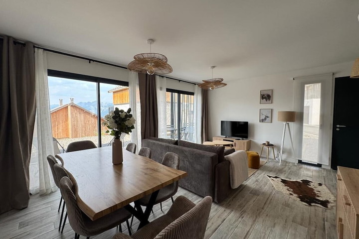 Chalet Altéa - 7 à 8 Pers - Neuf & Cosy - 300m Des Pistes - Risoul