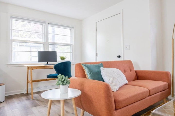 Retro Retreat: Renovated 2br, Desk, No Chore List! - Woodstock, NY