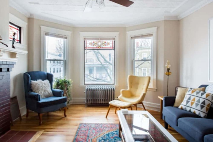 Parkside Victorian 2br  Walk To Old Port, Off-street Parking, Balcony - Portland, ME