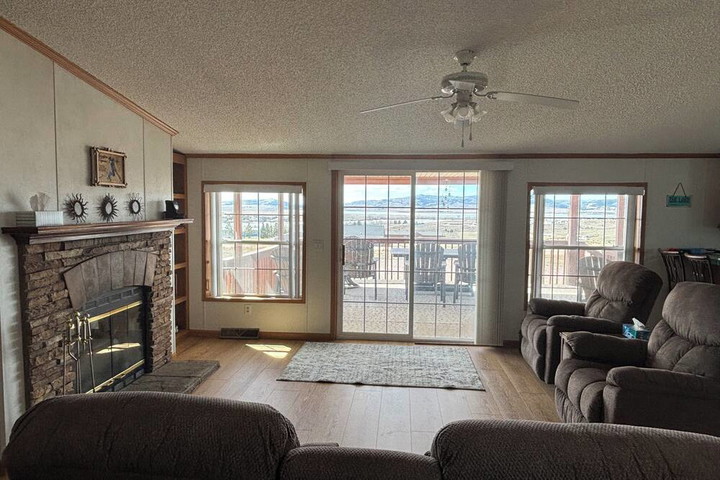 Just Listed & Remodeled. Amazing Lake Views, 3br Home Seconds From Angostura! - South Dakota