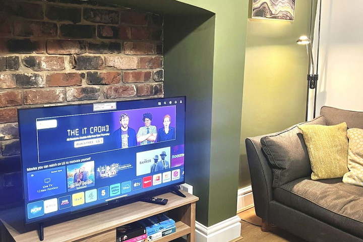 Modern 4-bed Stay-away-home Sleeps 8 In Preston - Preston