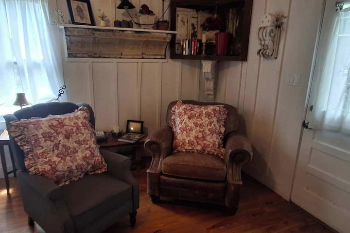 The Cedar | Pet-friendly Fall | Walk To Town - Cashiers, NC